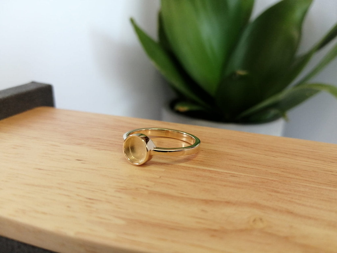 9K GOLD Plain Round Bezel Ring – Kore Rings